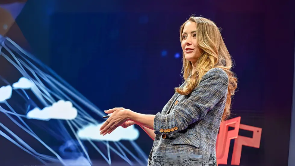 Taryn Southern: Futuristic Keynote Speaker on Tech Innovation