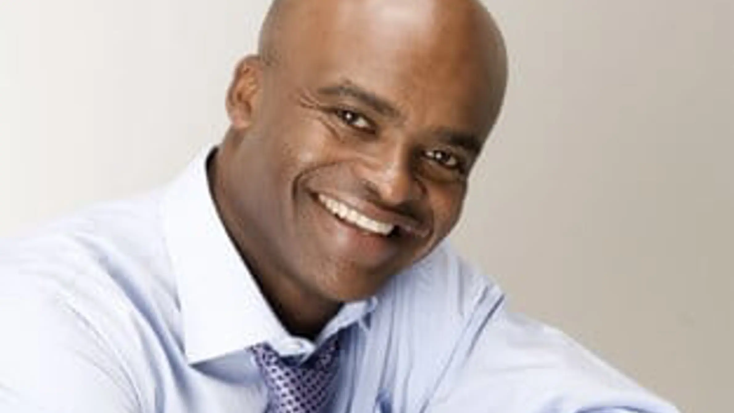 Speaker Kriss Akabusi | Keynotes on Sport, Motivation and Teamwork.
