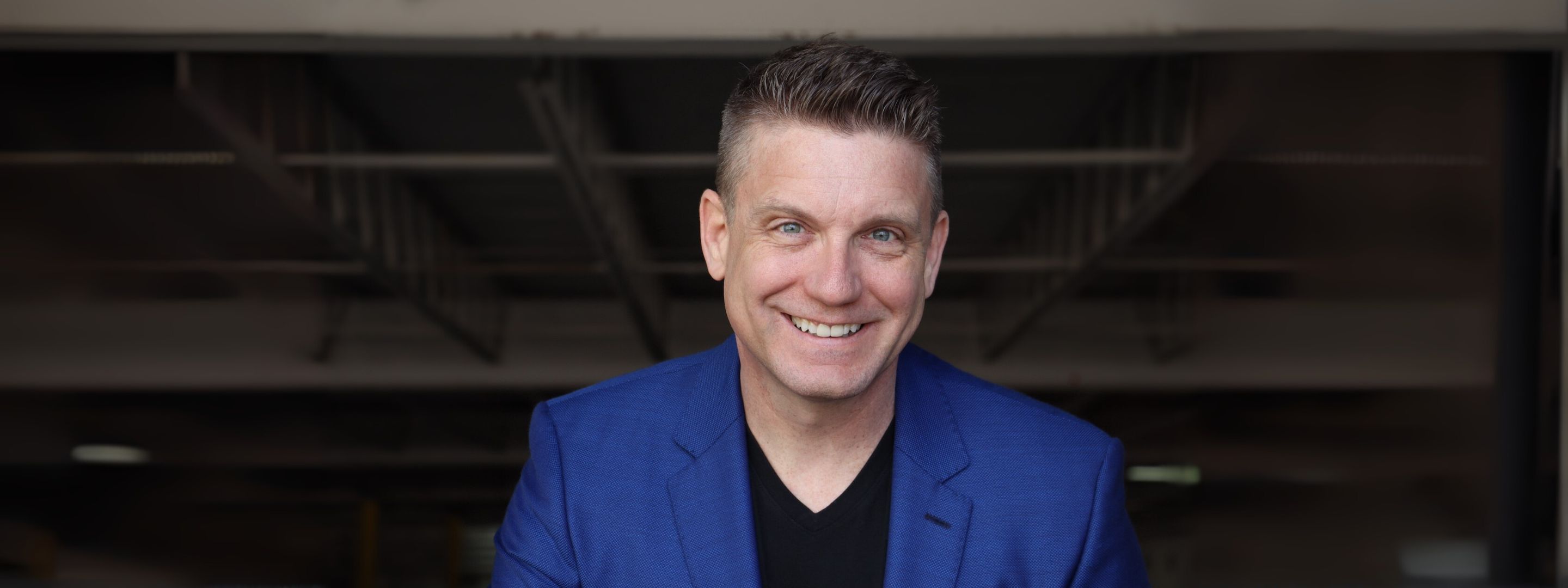 Chris Westfall Keynote Speaker on AI, Engagement & Communication