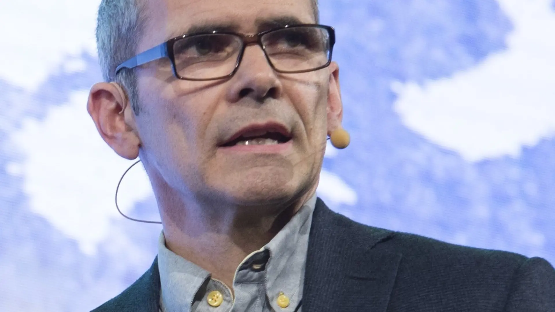 Ade McCormack: Keynote Speaker & Leadership Advisor