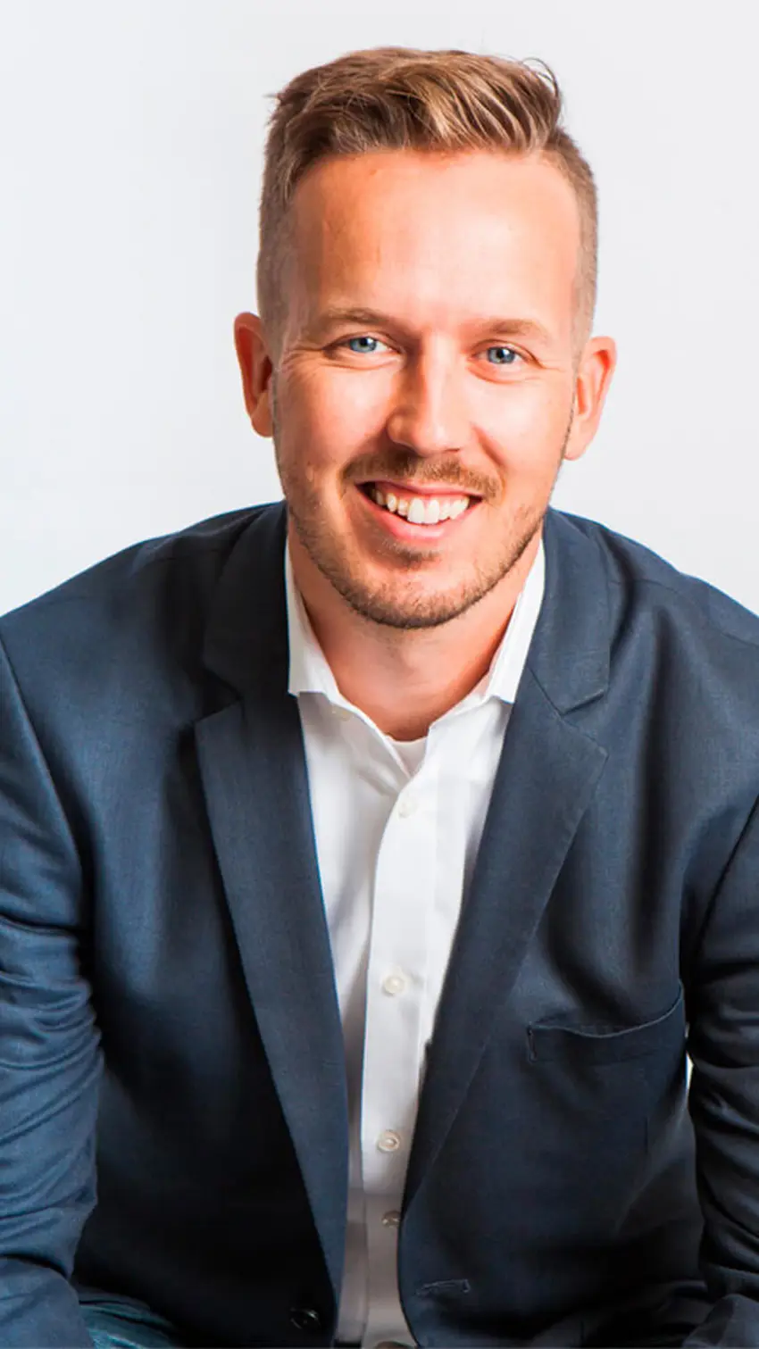 Darrell Keezer: Leading Digital Marketing Motivational Speaker