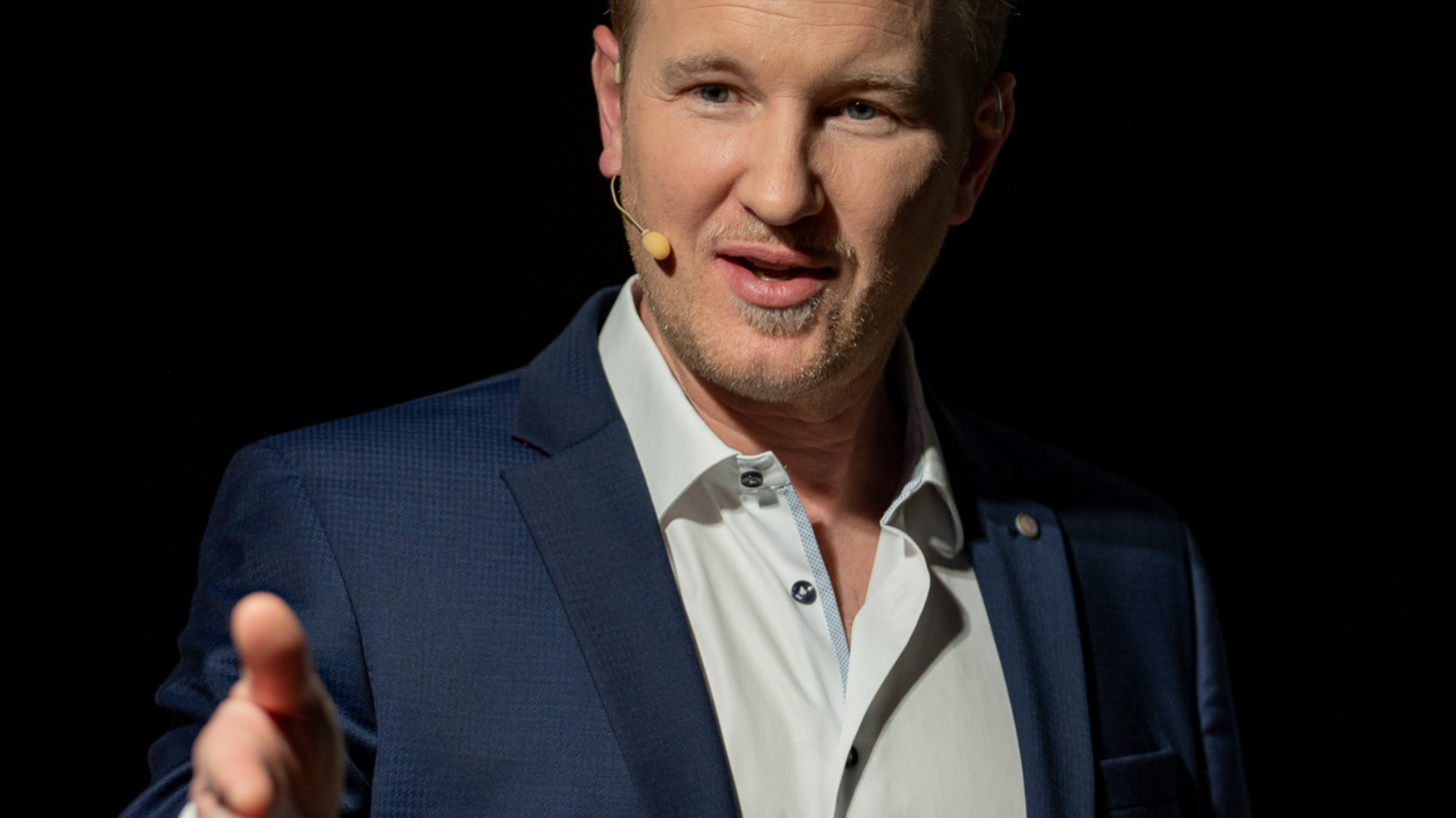 Felix Bertram: Entrepreneur, Dermatologist & Keynote Speaker
