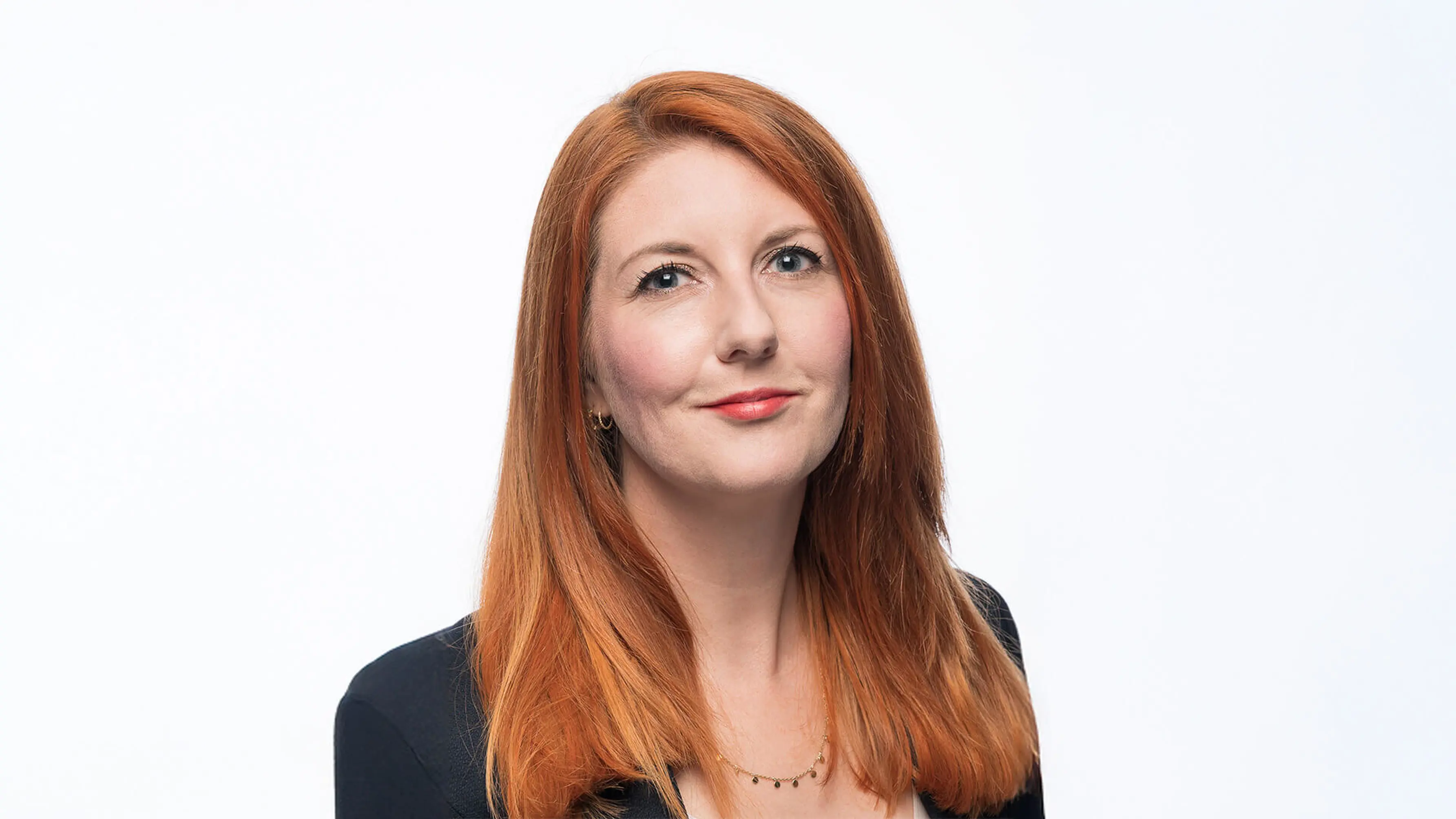 Ashley Armstrong: Expert Moderator & Financial Journalist