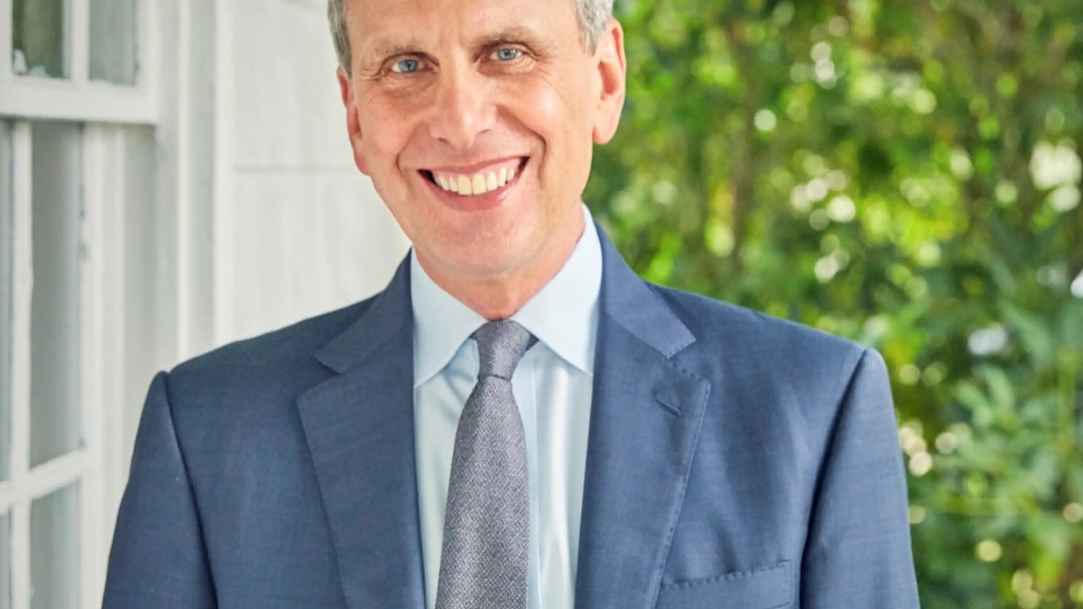 Speaker Bob Roth | Transcendental Meditation for your Well-being | CEO