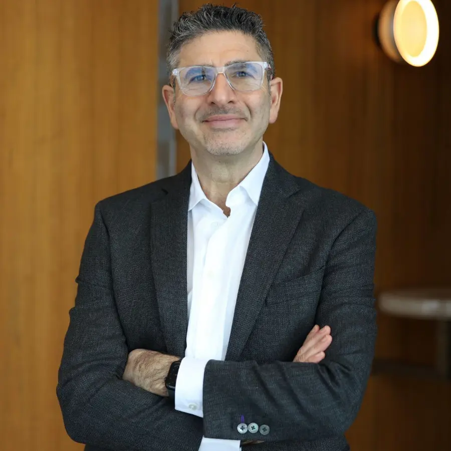 Book a keynote on Hybrid Work | Future of work