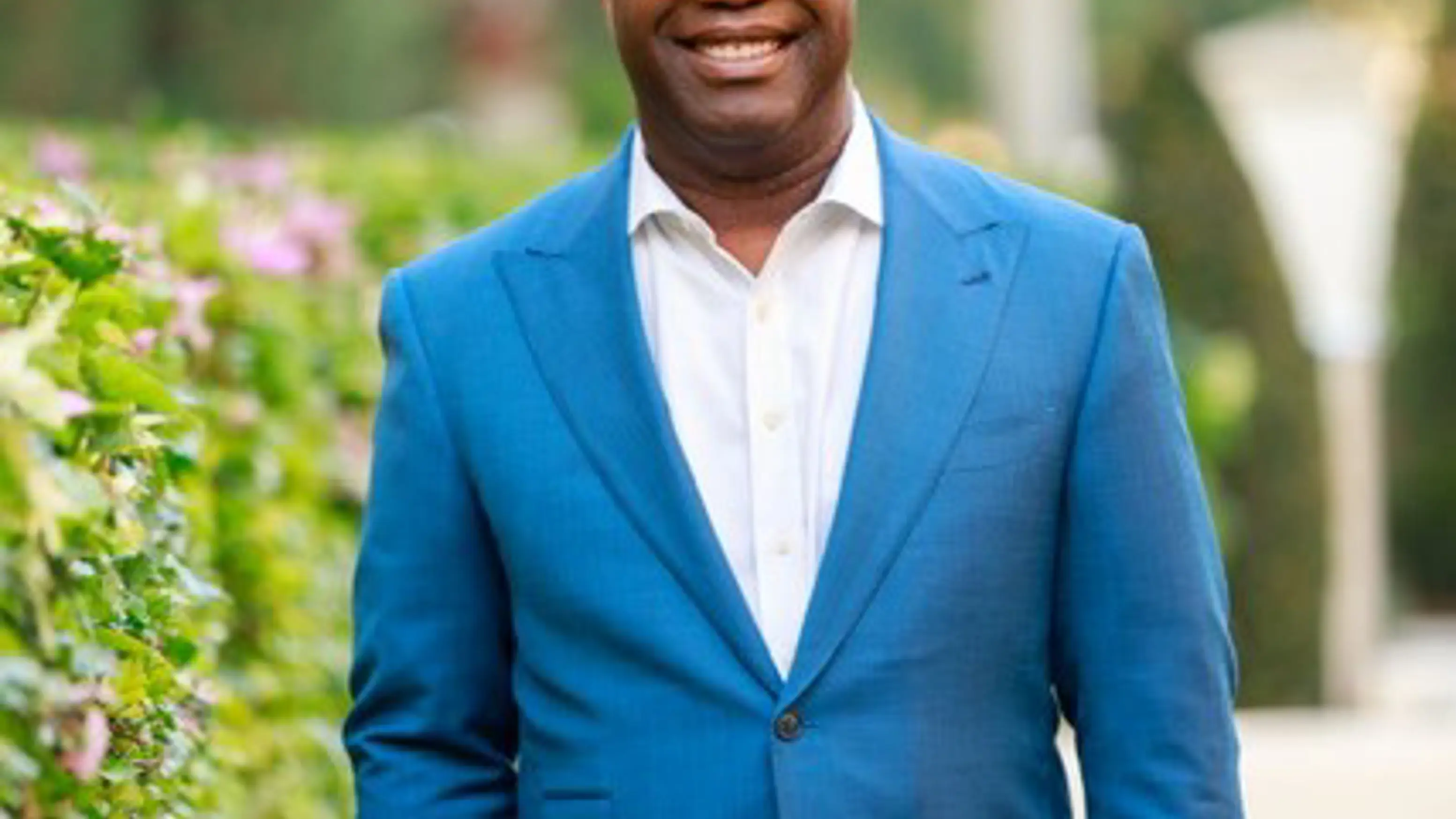 Simon T. Bailey: Motivational Speaker & Transformation Expert