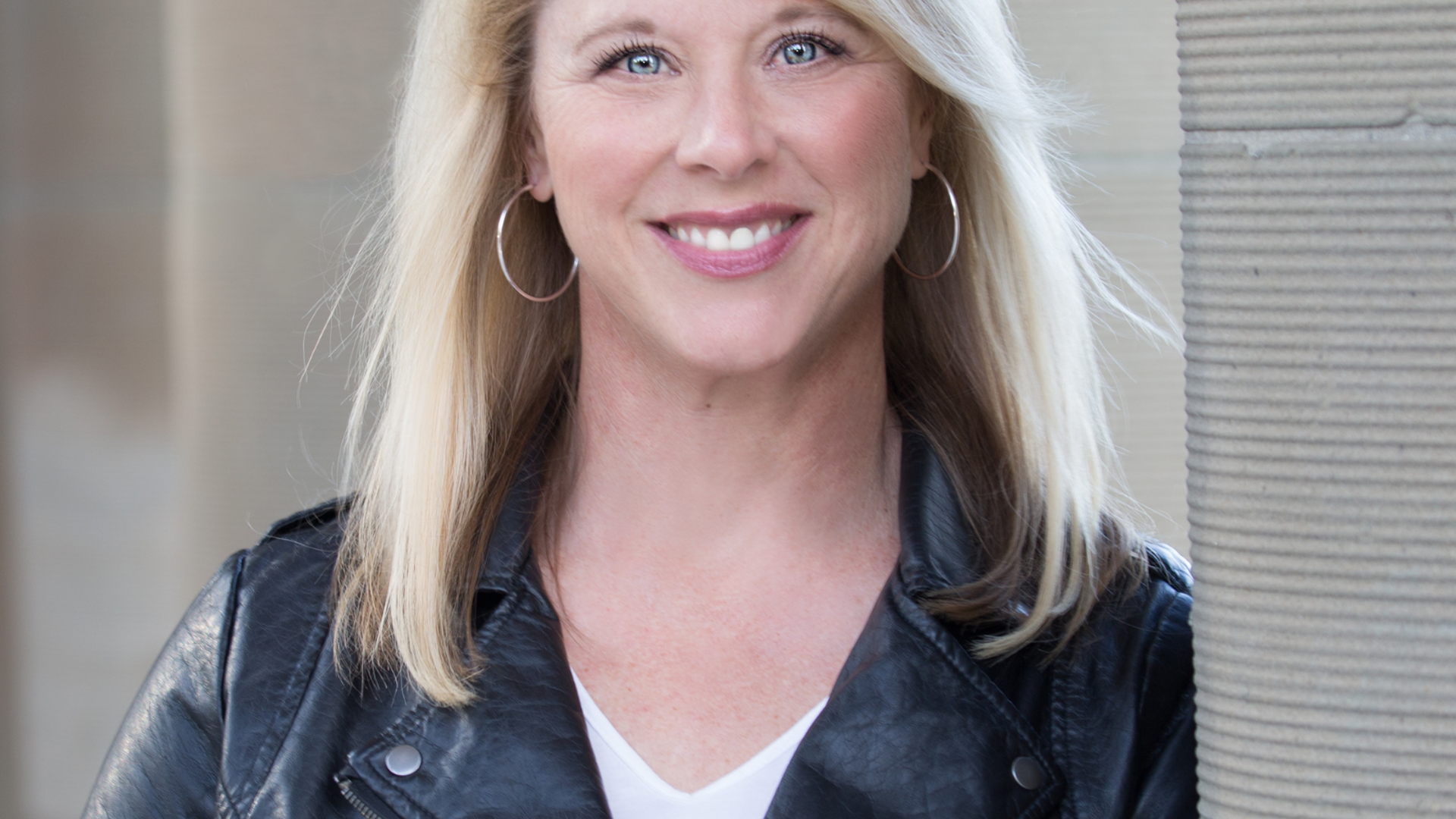 Carla Johnson: Transformational Speaker on Embracing Disruption
