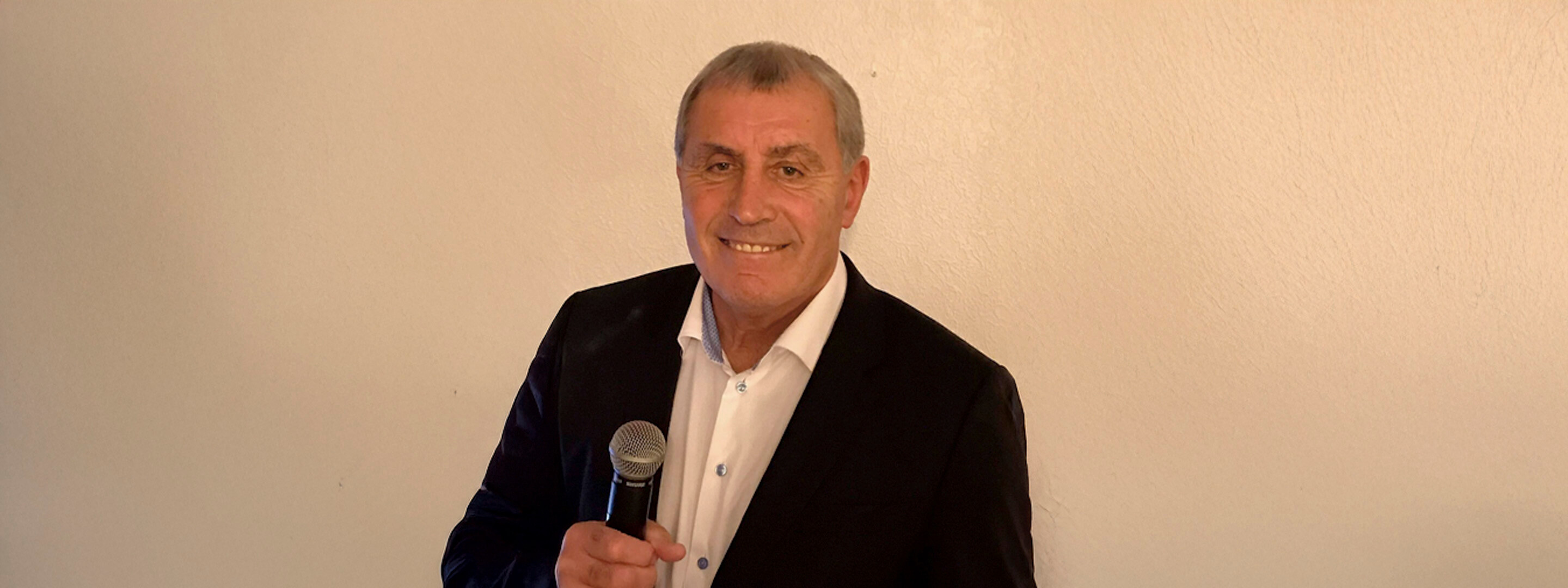 Peter Shilton: A Popular After Dinner and Keynote Speaker