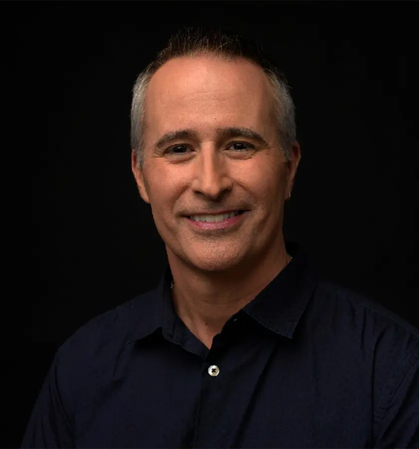 Gair Maxwell: Legendary Keynote Speaker & Brand Expert