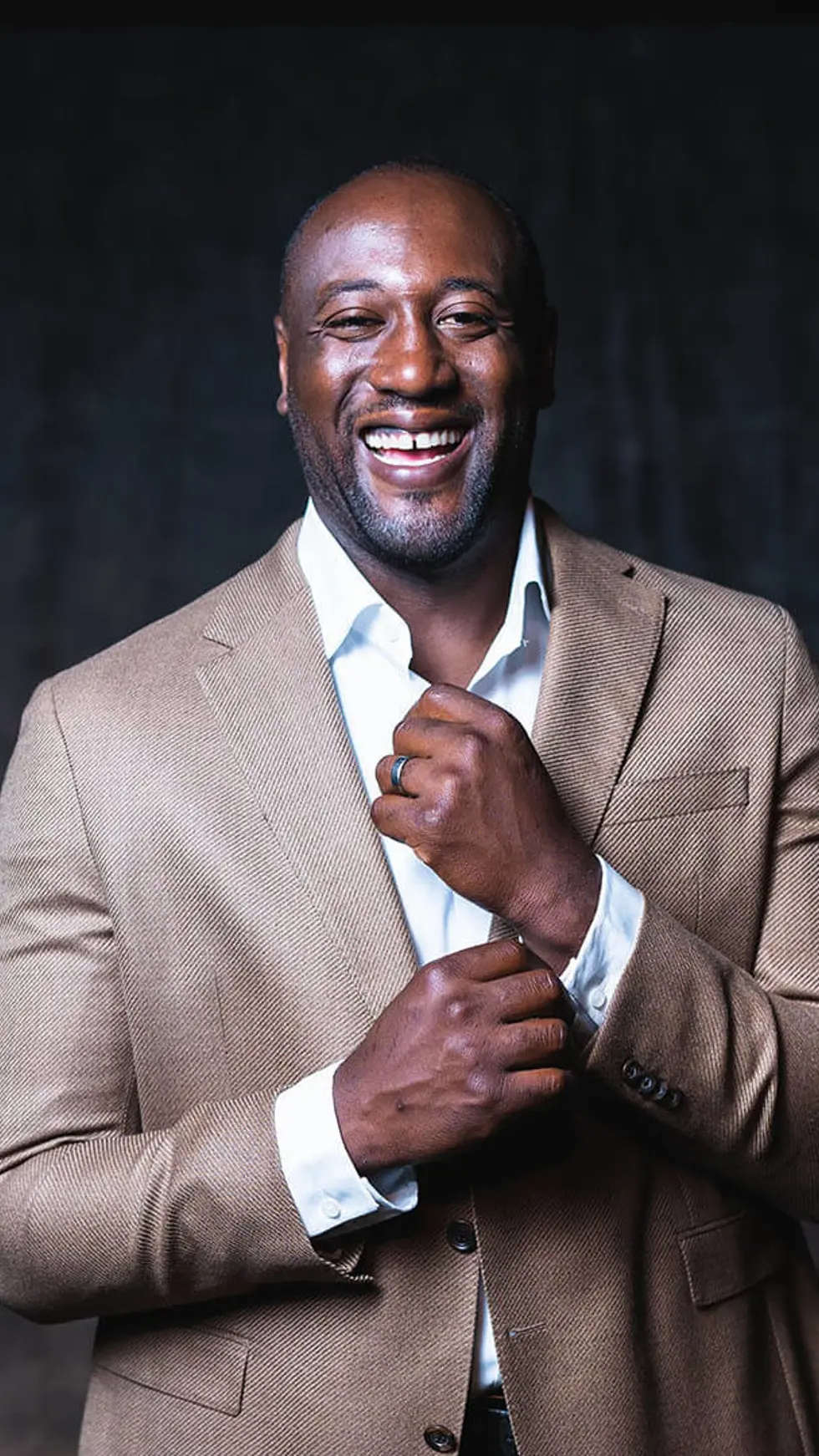 Darryll Stinson: Resilience Speaker | Author | Philanthropist