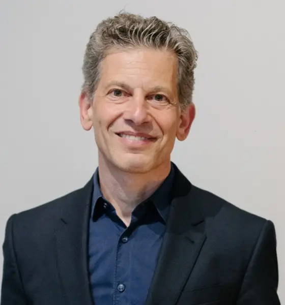 Matt Britton: AI-Driven Business Strategies Expert