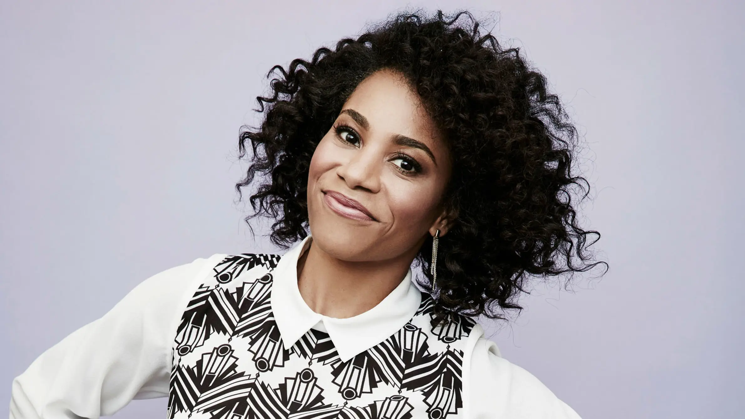 Kelly McCreary: Motivational Keynote Speaker & Actress