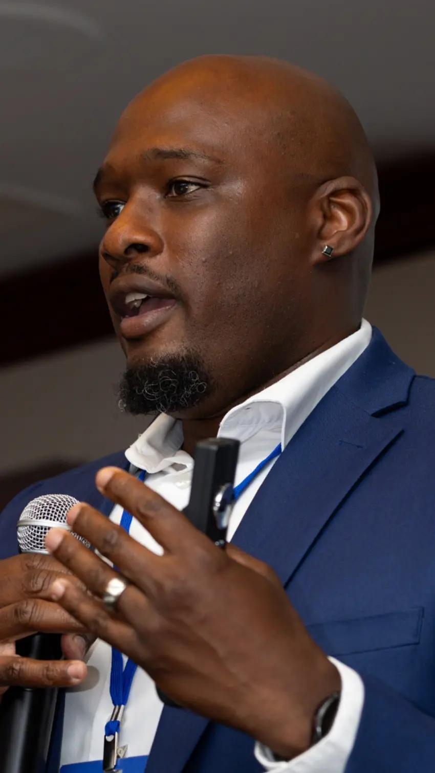 Alex Dumas | Confidence-Driven Leadership Speaker