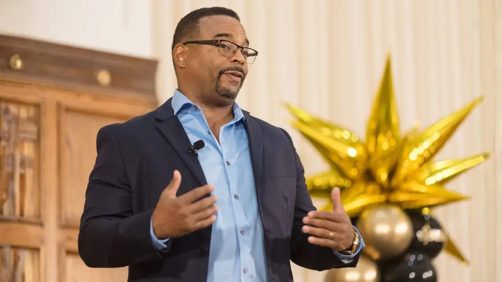 Eric Collier – Motivational Speaker & Momentum Mindset Coach