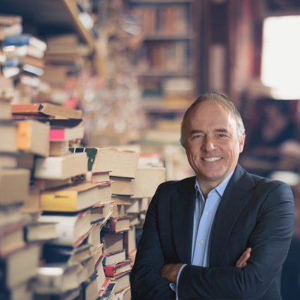 Speaker Dr. James McCabe | Storytelling Expert | A-Speakers