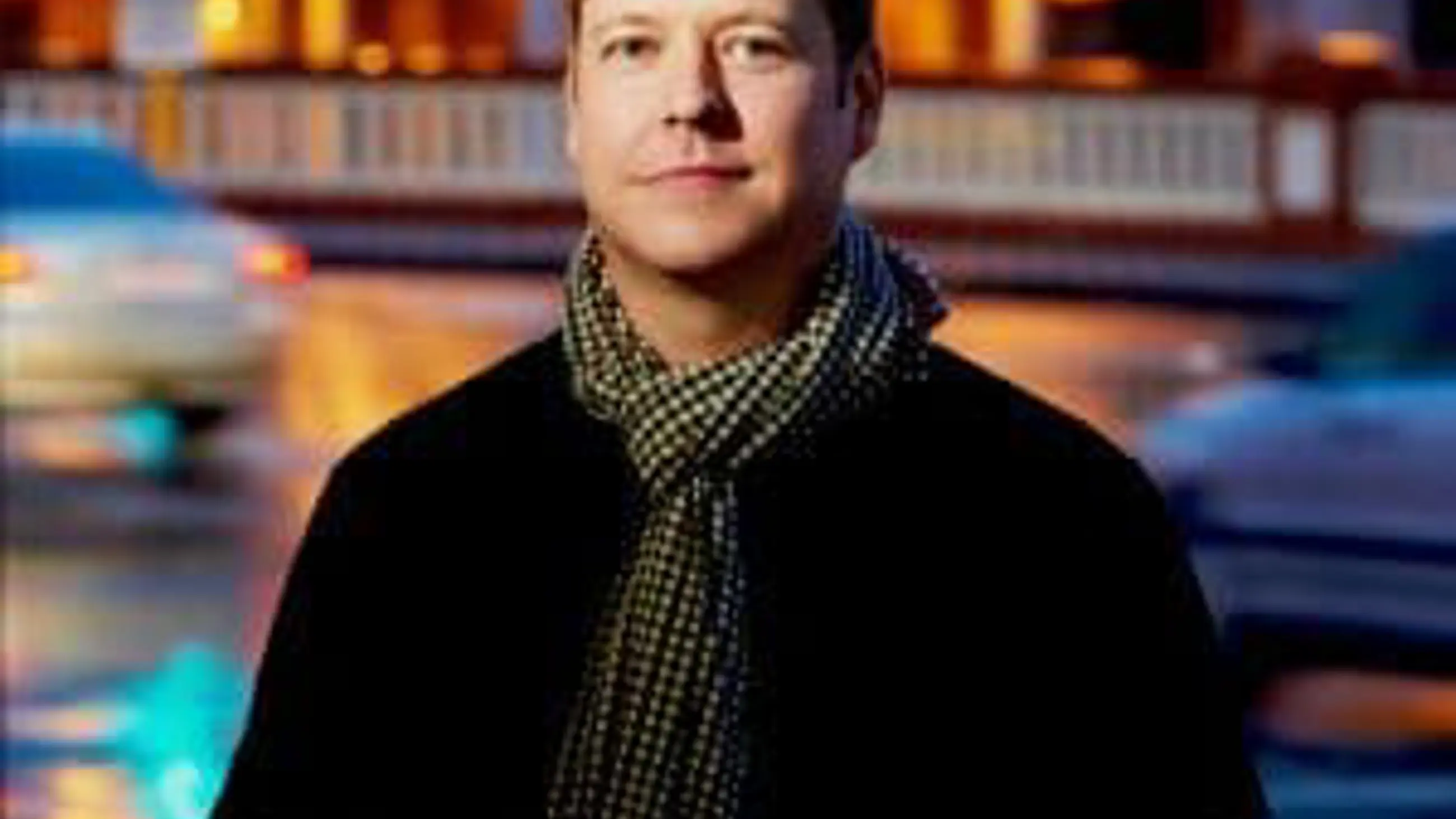 Jonathan Holloway - Influencial Visionary - Persuasion Thinker - Giant ...