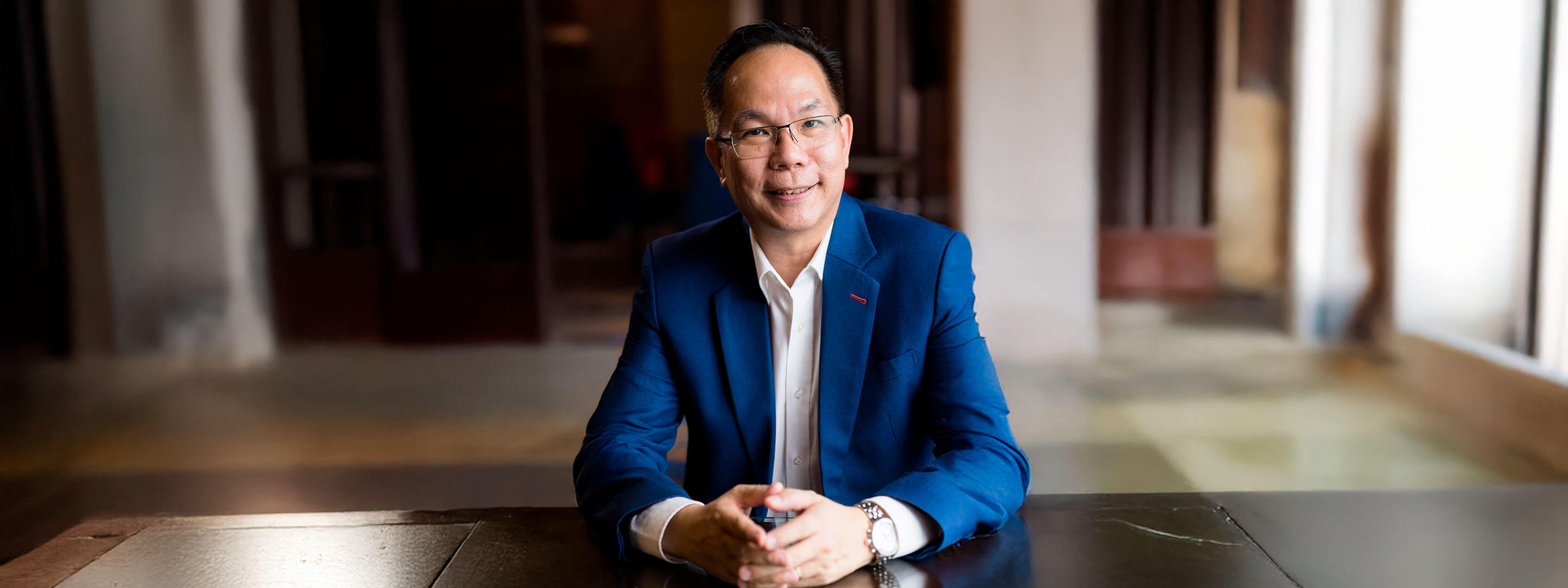 Jonathan Low: Top Keynote Speaker for Leadership & Success