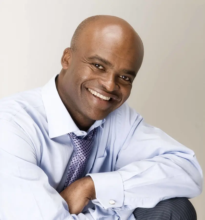 Leon Lloyd: Keynote Speaker on Leadership and High-Performance Teams