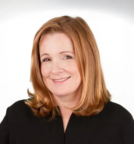 Isabel Oakeshott: Political Journalist & Keynote Speaker Insights