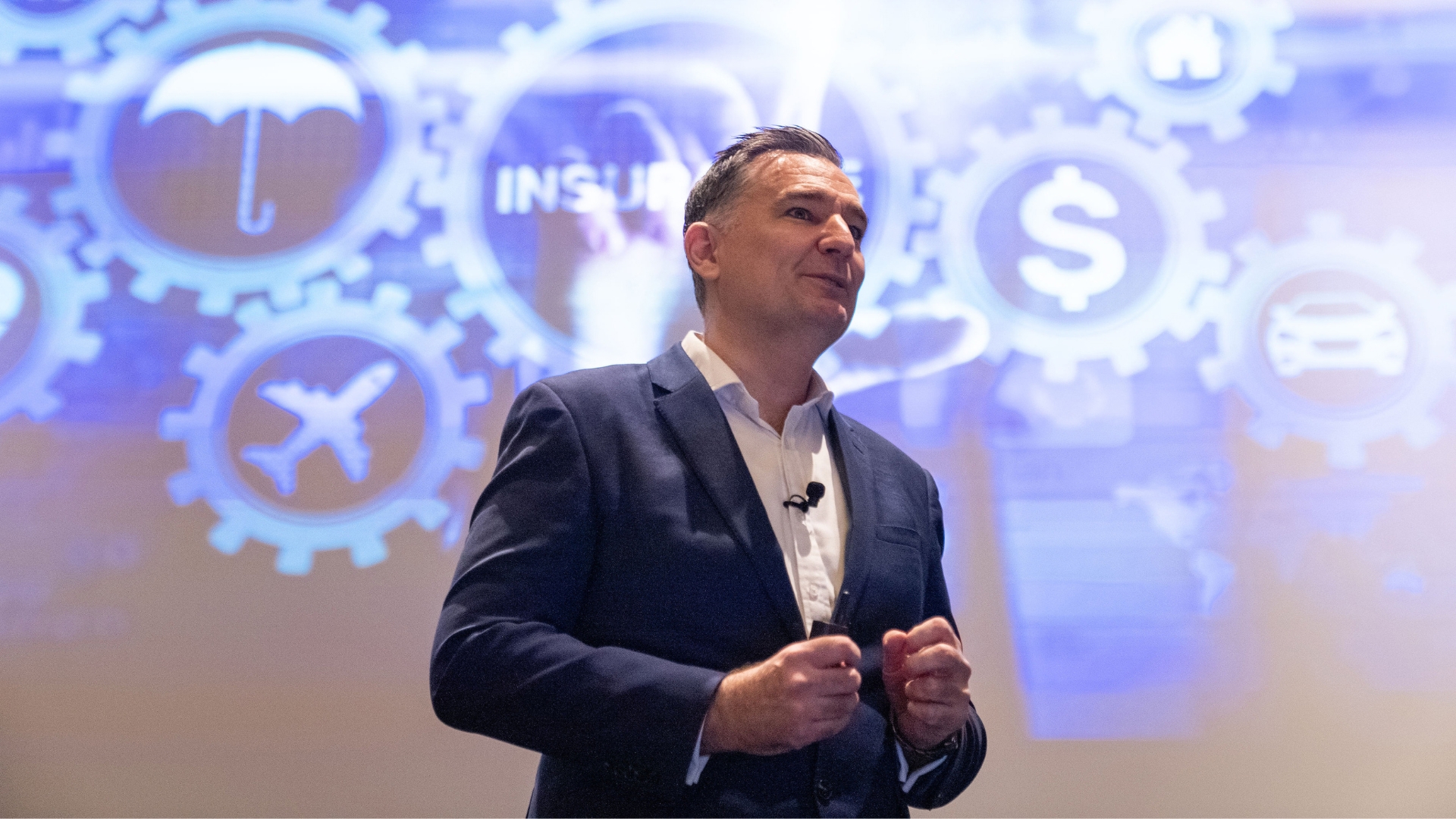 Mark Stuart: Leading Expert on AI and Digital Transformation