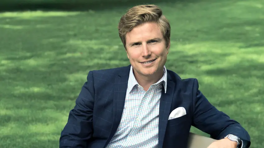 Speaker Stuart Knight | Book here | Award Winning Entrepreneur & Author