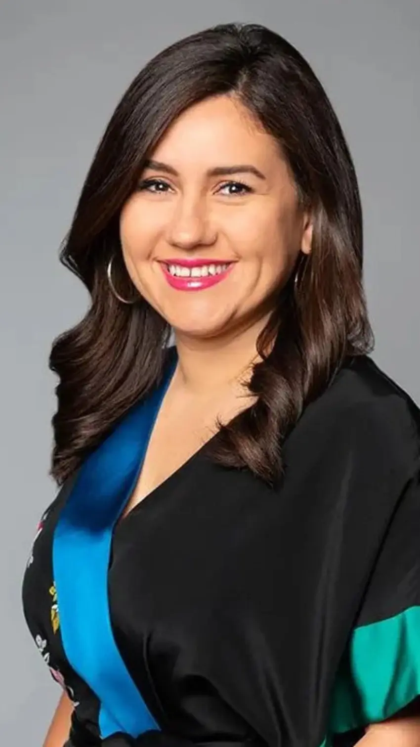Shabnam Mogharabi | Inspiring Culture Through Storytelling Keynotes