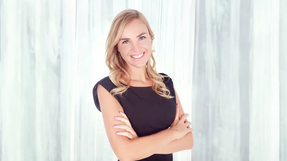 Speaker Mina Guli | Water Advocate & Ultra Runner | A-Speakers