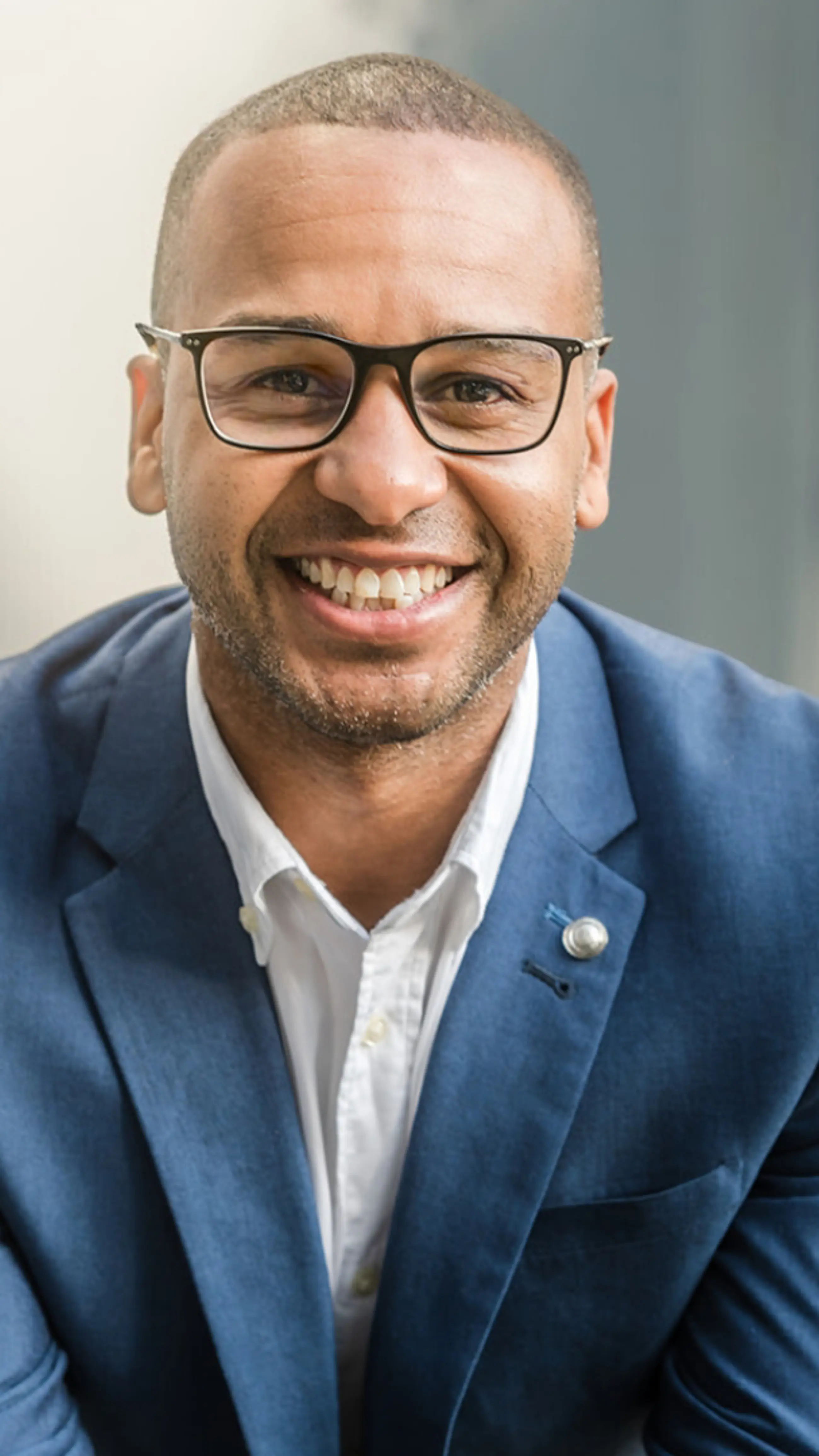 Leon Gordon: Data Analytics Expert & Keynote Speaker