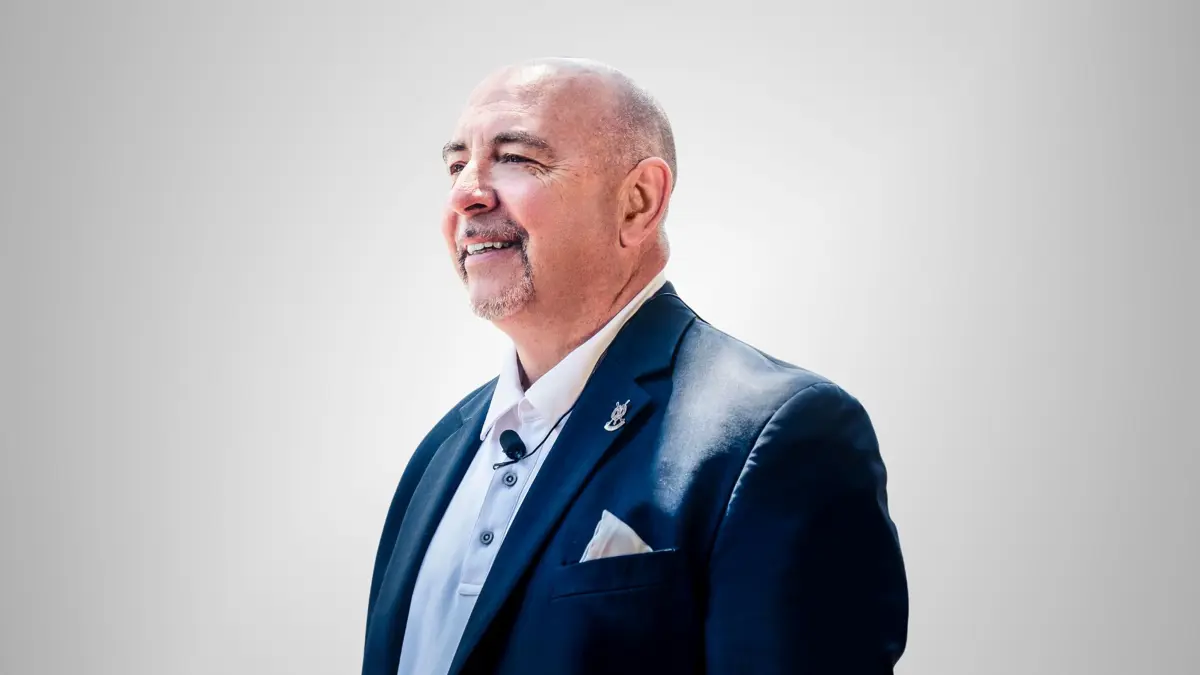 Gair Maxwell: Legendary Keynote Speaker & Brand Expert