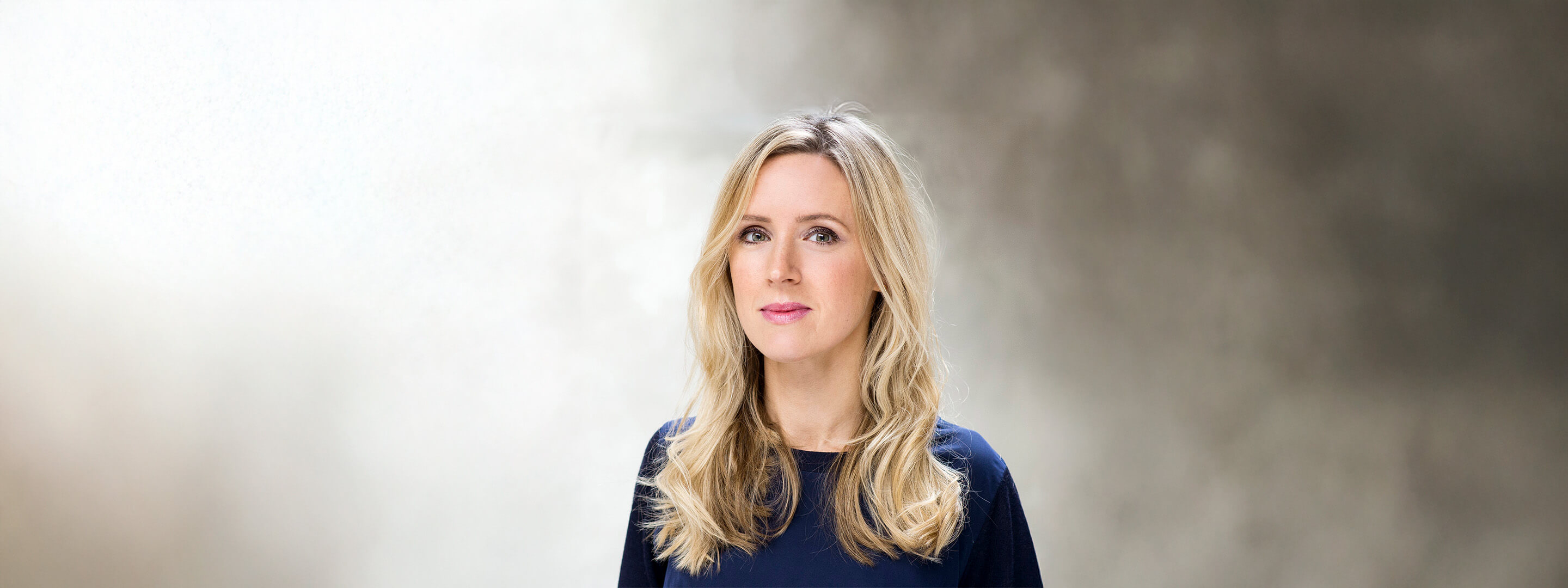 Speaker Helen Russell | The Expat Experience | Happiness Expert