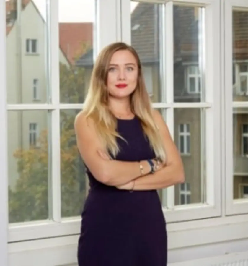 Maria Papacosta: Top Expert in Personal Branding and Leadership